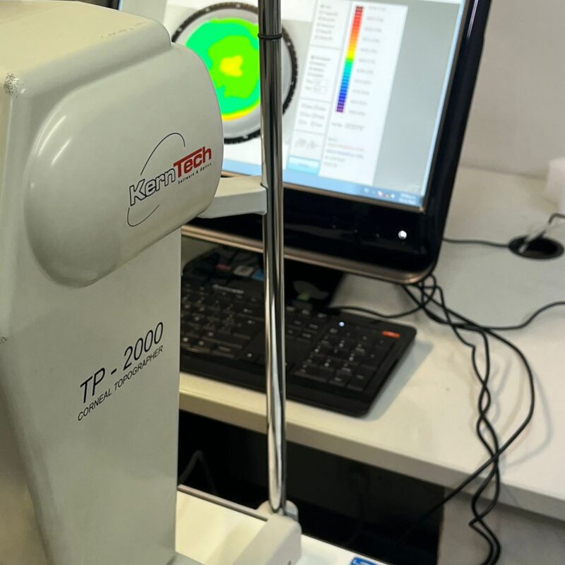 Topografo KernTech/Shin Nippon TP-2000 | Comunidad Médica